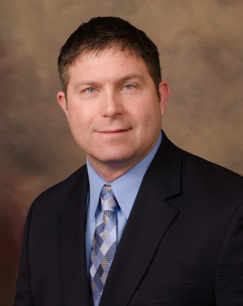 Shawn A. Roberts, MD FACS, Bariatric Surgeon in Crosby, MN